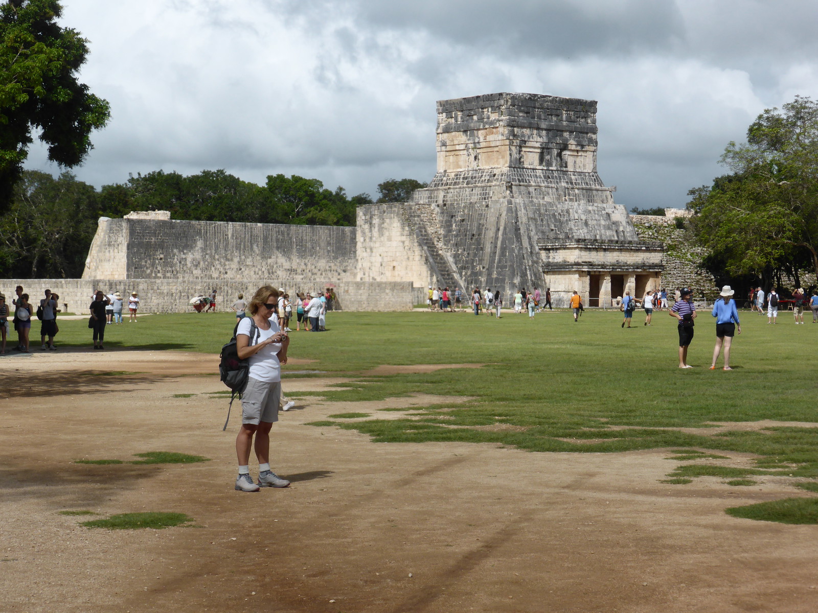 A Picture from Chichén Itzá, Mexico - Travel Writing
